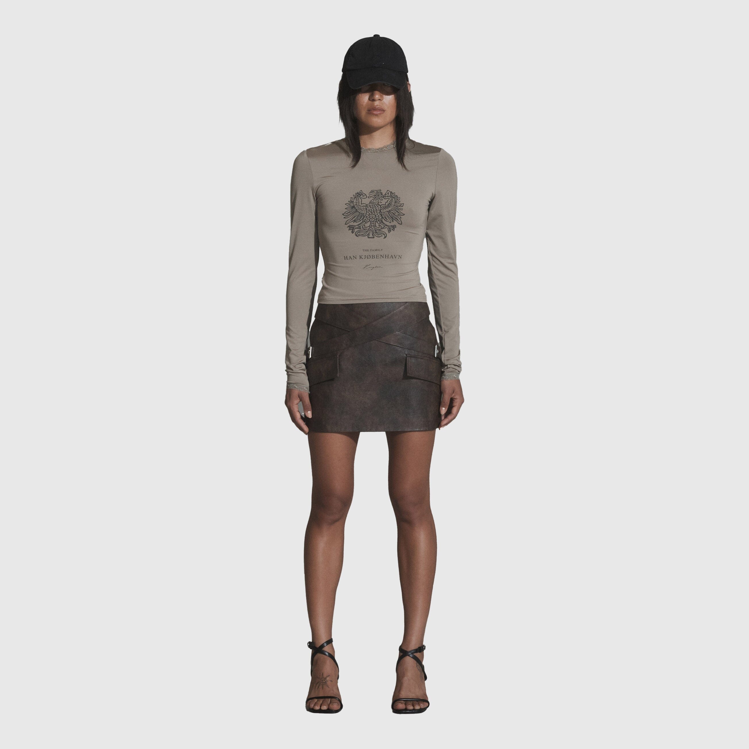 Han Kjøbenhavn - Faux Leather Mini Skirt - Warm Brown – Dapper